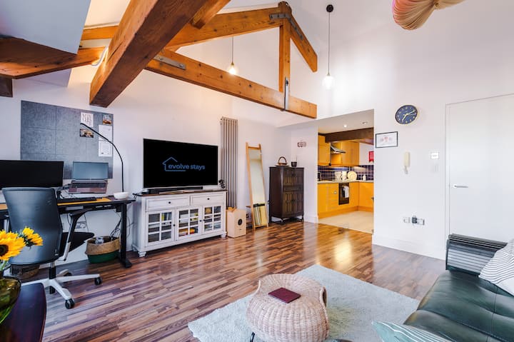 Central Mcr 2br/2ba • Workspace • Full Kitchen - マンチェスター