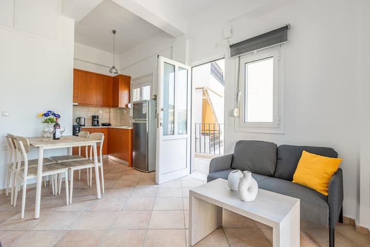 The Walls Apartments | 2 - Iráklion