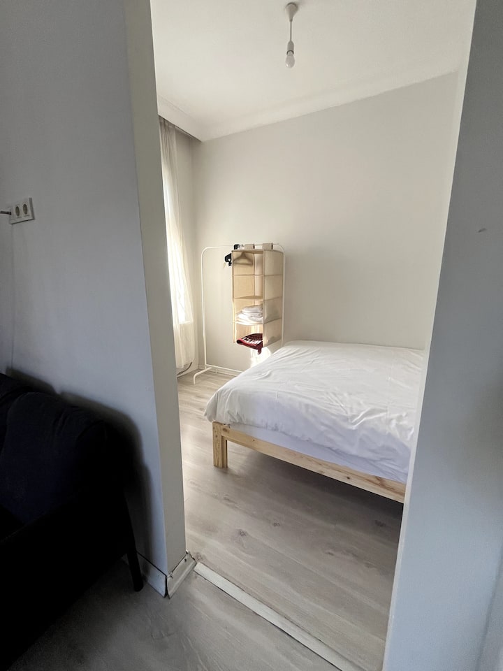 ŞIşli'de Trump Yanı, Merkezi Konumda Geniş Suit - İstanbul