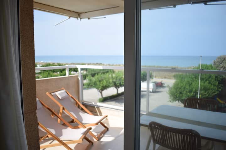Apartamento Frente Al Mar, Mínimo 11 Noches - Daimús