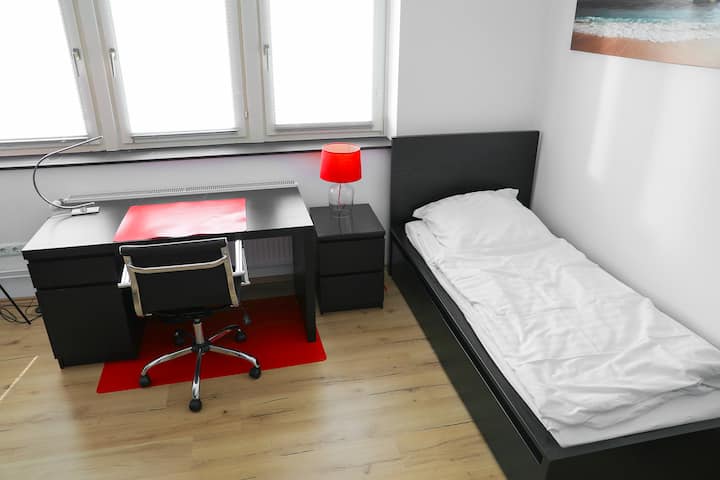 Zentrale Wohnung In Hameln - 1. Og - Hameln