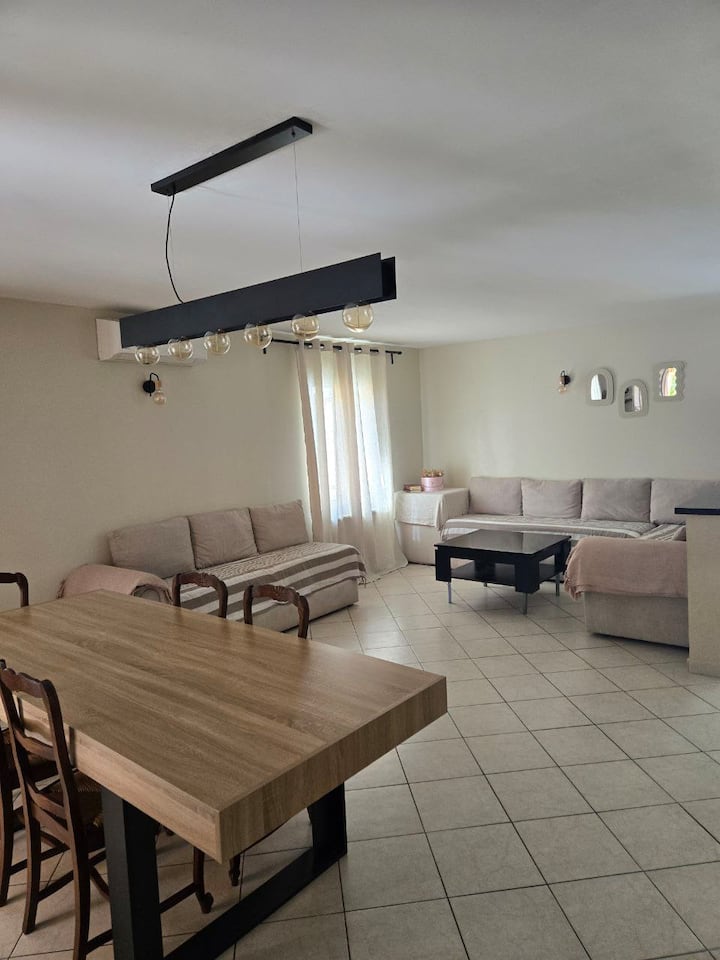 Home Monteux Close Spirou & Wave - Carpentras