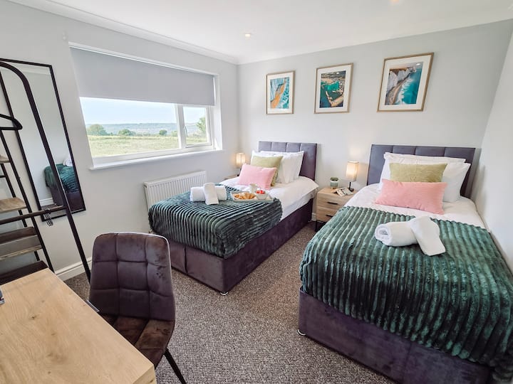 4-bed Work Retreat | Dover | Wi-fi & Parking - Dover