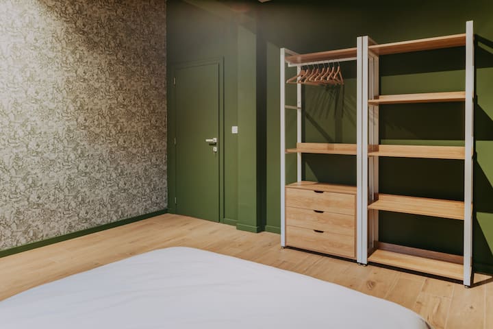 Chambre Meublée - Charleroi