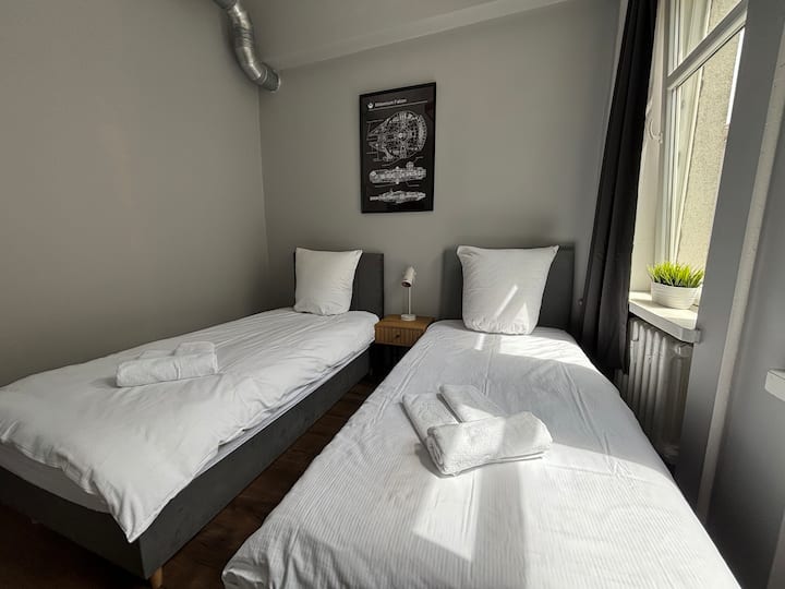 Hala Hostel - Pokój Nr 7 Dwuosobowy Na Wyłączność - Gdynia