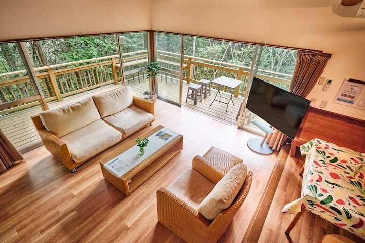 最大4人/屋根付きbbq/360度の森に囲まれた秘密基地/澄んだ星空/1寝室/布団/乳幼児添い寝無料 - 伊豆の国市