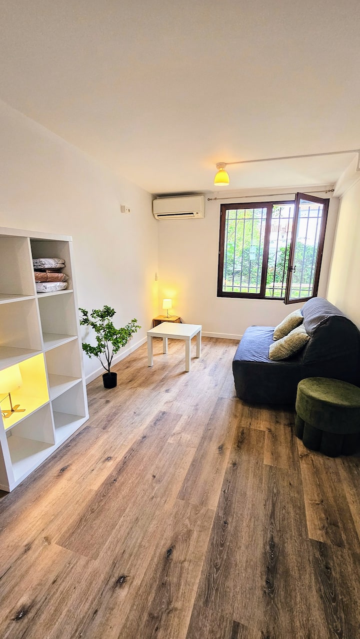 Studio Au Calme 5 Min Du Centre - Avignon