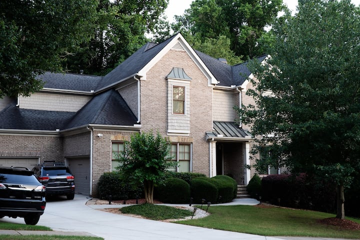 Luxury Family Stay - Duluth, GA
