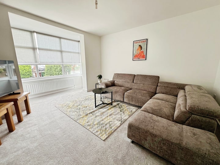 Cleethorpes Modern Home With Off Street Parking - Cleethorpes