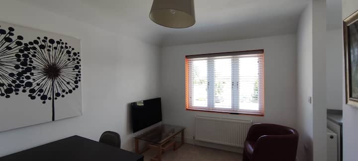 Bright & Airy One Bedroom Flat - Oxford