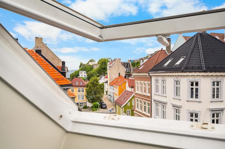 Central & Modern | Coziest Street In Bergen - Bergen, Noruega