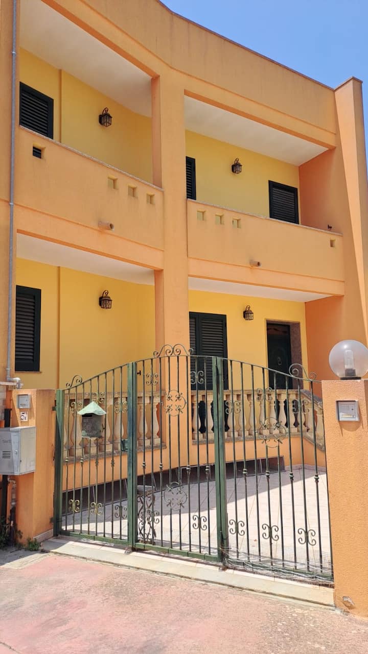 Villa Indipendente A Gallipoli - Alezio
