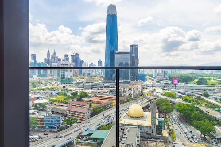 2 Br Kl City  | Trx & Klcc View | 6 Pax - Cheras