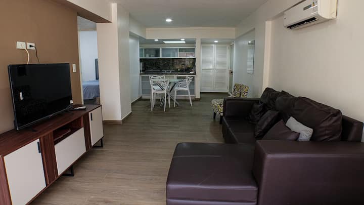 Tu Oasis Urbano En Caracas - Caracas