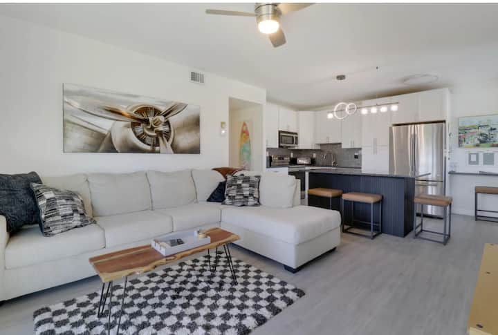 Coastal 1/1 Key West Style Villa Retreat - Jupiter, FL