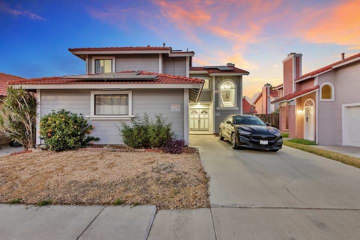Sb Home | 3 Bedrooms | Central | Spacious - Loma Linda, CA