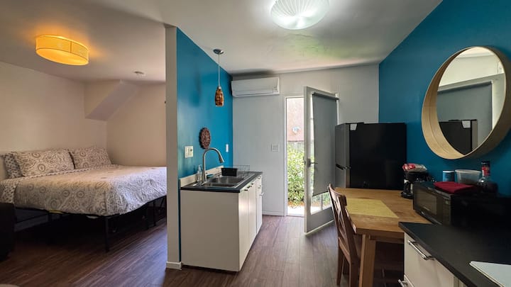 Stylish Home With Cozy Accents - West Hollywood, CA