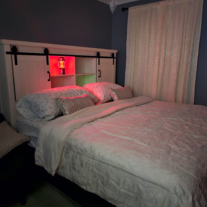 Spacious, Peaceful King Suite - フレデリック, MD