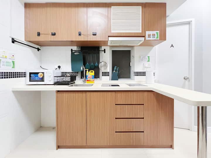 Cosy Double Bed@   Hennessy Wanchai Near Mtr - Hong Kong