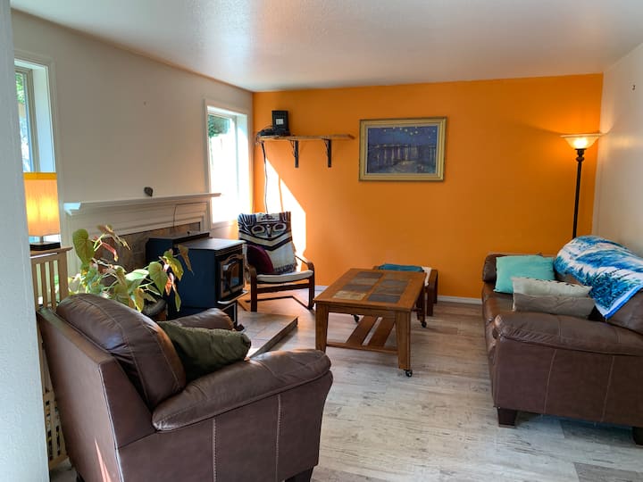 Bonnie Brae Getaway - Juneau Duplex - 朱諾