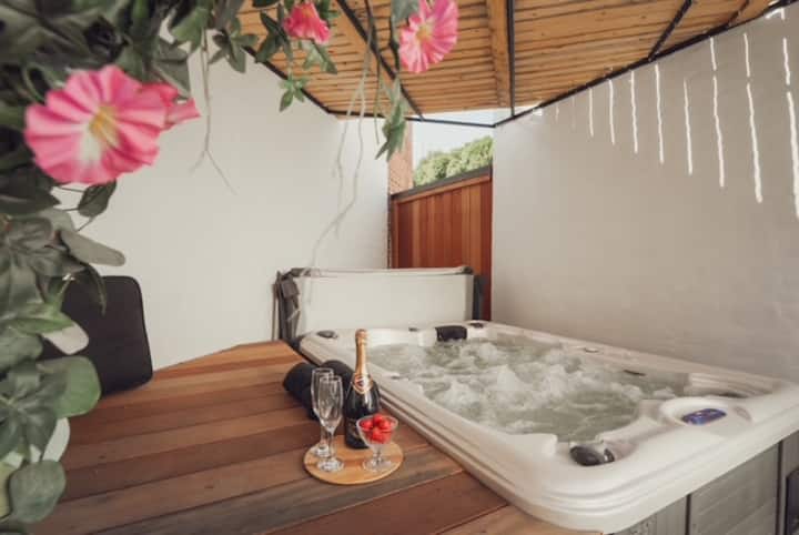 Fleurs Et Jacuzzi - Pepinster