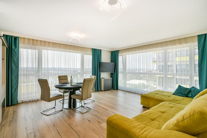 Azure View–2br Luxury Apartment - Free Parking - Varna