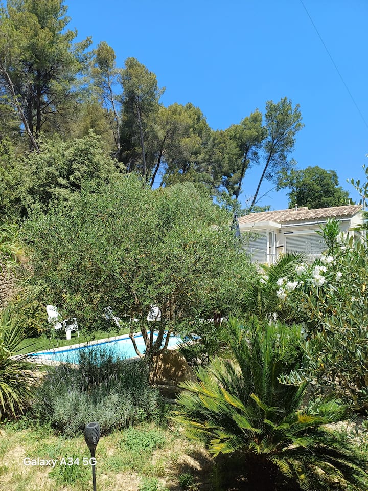 Petite Maison En Provence - Salon-de-Provence