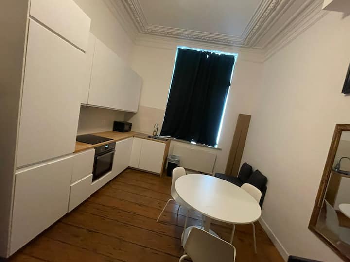 Rénové Avec Goût Avec Terrasse - Brüssel Region, Belgien