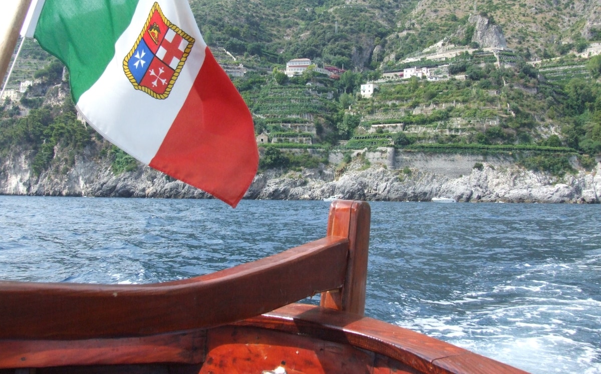 Tenda Citrus Suite vista mare - Tents for Rent in Maiori, Campania ...