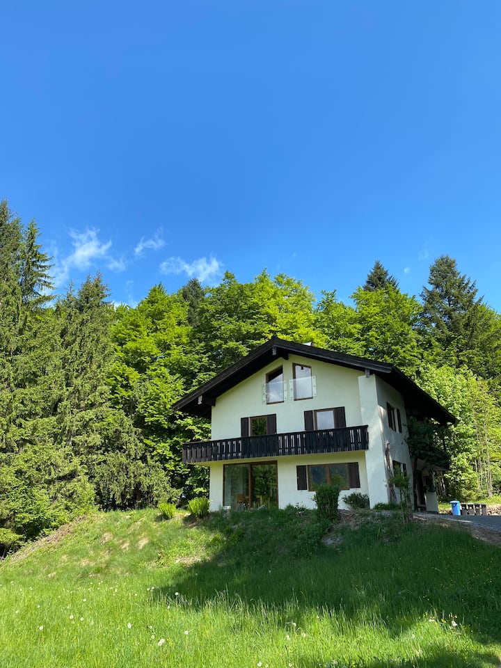 Gemütliche 3-zi-fewo Mit Terrasse & Bergblick - Berchtesgaden