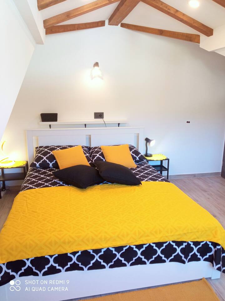 Padova Top Floor App 2 With Sea View - Supetarska Draga