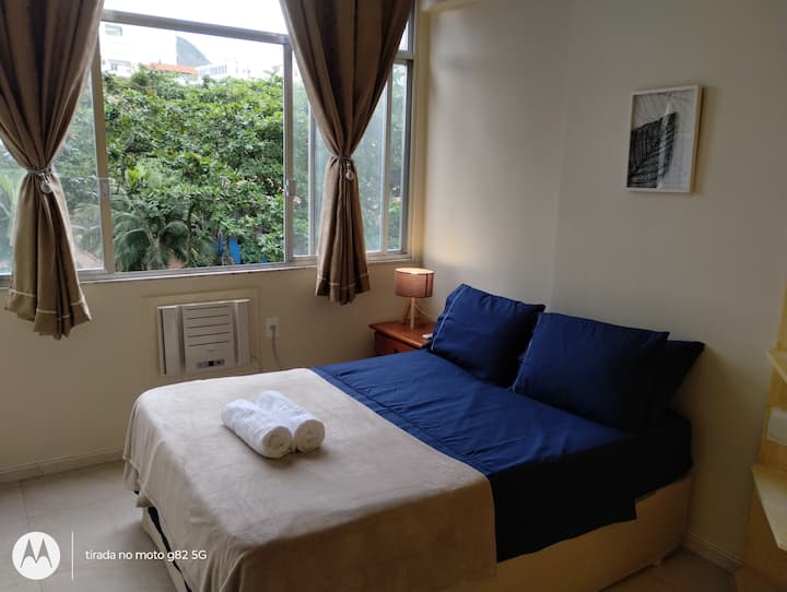 Pé Na Areia Copacabana - Rio de Janeiro