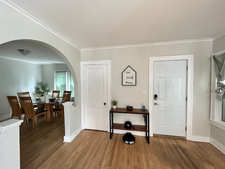 Clean & Spacious 1br – Eastwood - シラキュース, NY