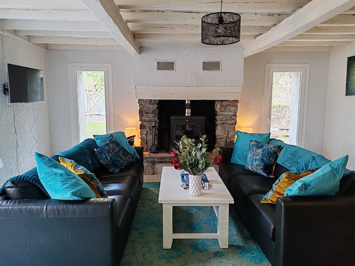 Village House In Midi-pyrénées - Le Mourtis