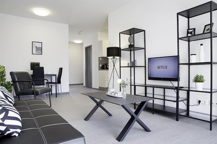 Newly Built | 4 Beds | Balcony - Augsburg