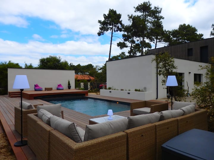 Villa De Standing Avec Piscine - Lit-et-Mixe