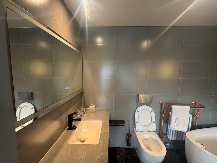 Junior Suite With Balcony - Ambleside