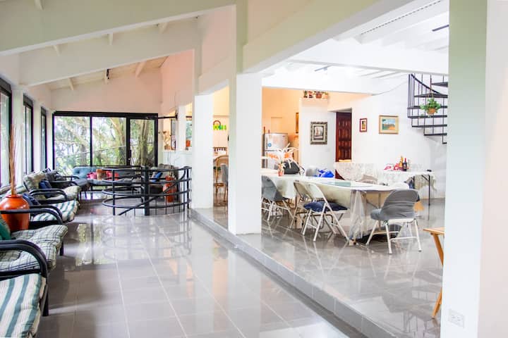 Big Mountain House | 4 Floors | Sleeps 15 | Bbq - Panama City