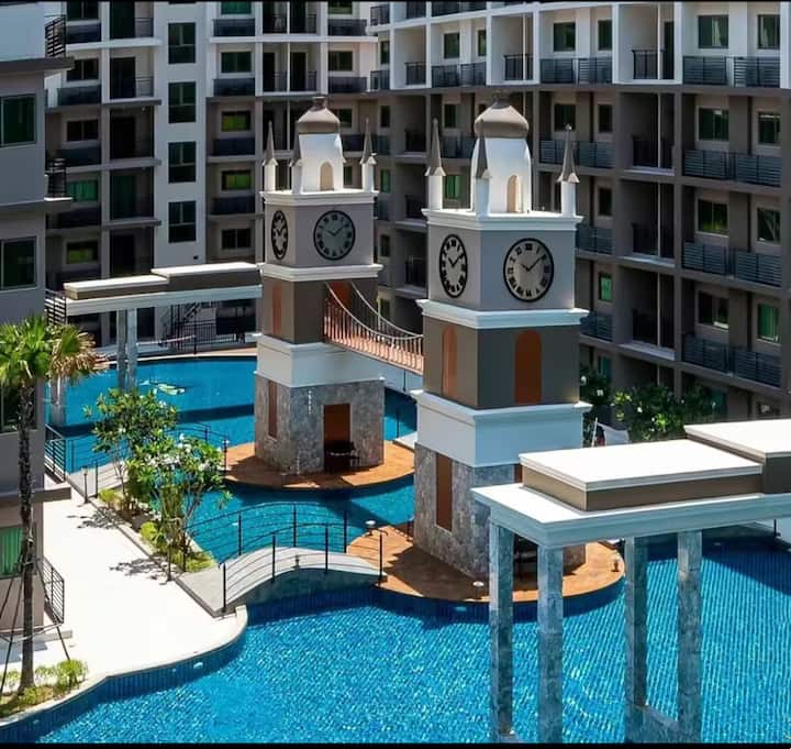 Pattaya 网红公寓漂亮泳池景观高速网络直达步行街海滩711便利店泳池环绕健身房 - Pattaya City