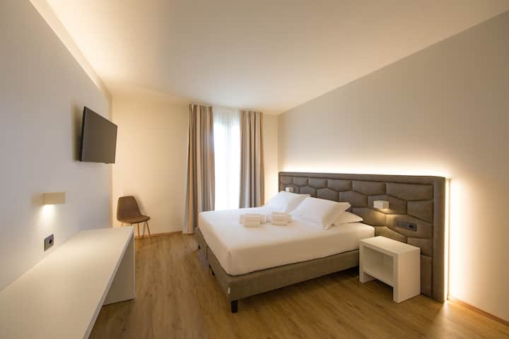 Room With Pool And Spa Near The Sea In Cecina - Bibbona