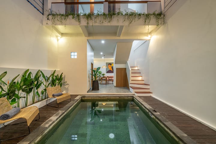 Brand New Chic 2br Villa, Huge Pool, Beach Access - Indonésie