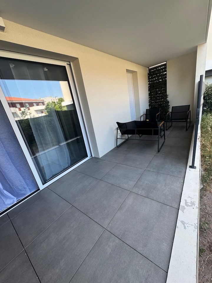 T3 Moderne à Louer - Fréjus