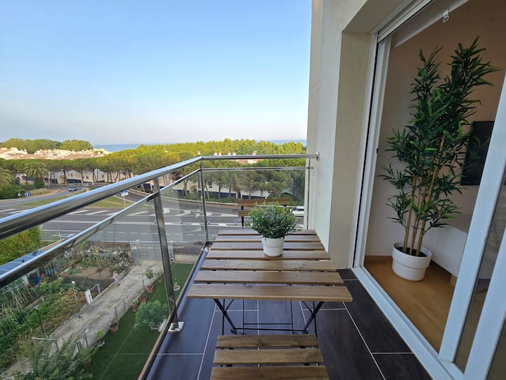 Aquamarina Apt | Seaviews | 1' Beach | Family - Sant Pol de Mar