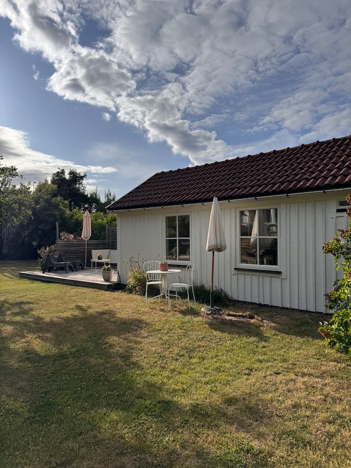 Nyrenoverat Gästhus Med Uteplats - Kalmar