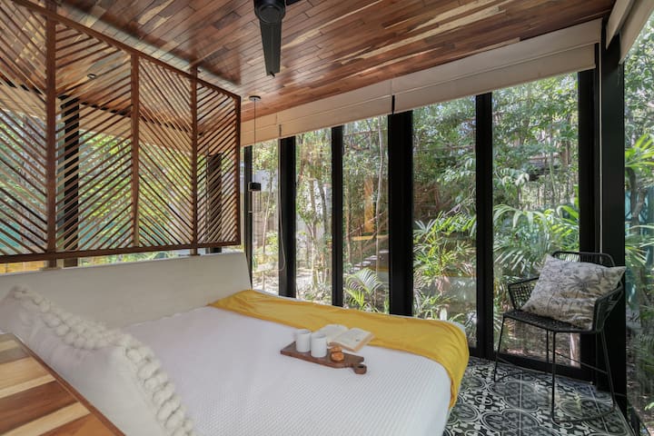 Stunning Invisible Glass Jungle Studio With Pool - Tulum