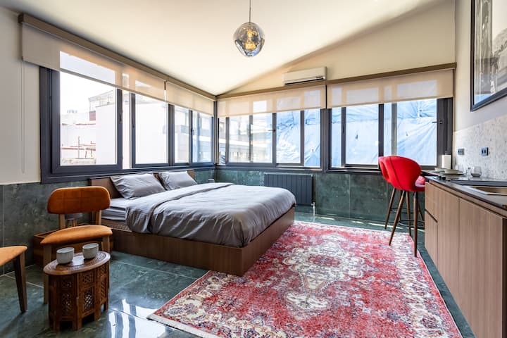 Panorama : 1br Studio | Umbrella St. | Art & Cafes - Karaköy