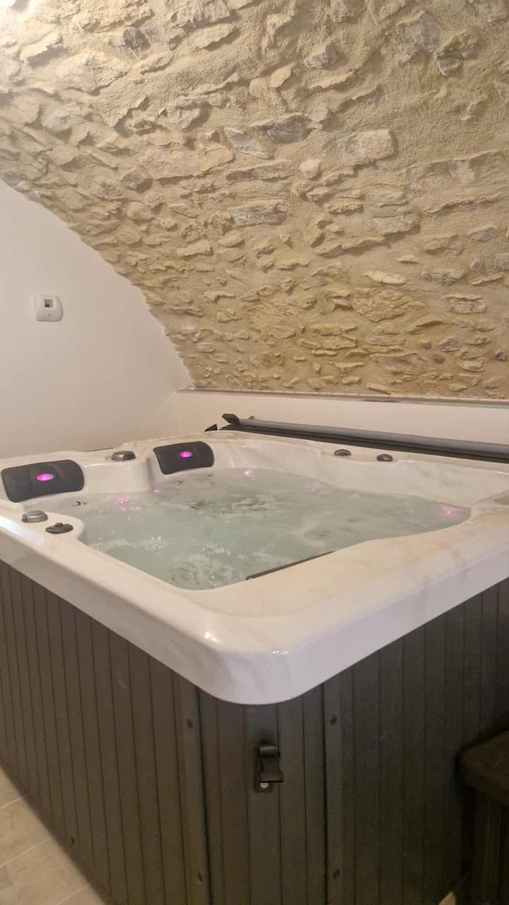 Logement En Rdc Proche Via Rhona Clim + Jacuzzi - Valence, France