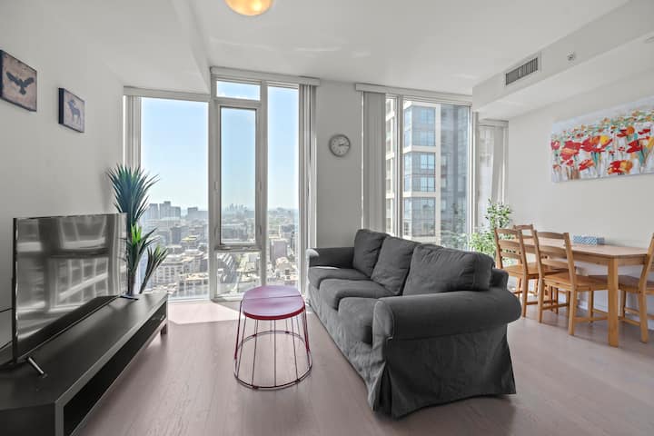Central Dt-toronto Condo Close To Cntower - Toronto