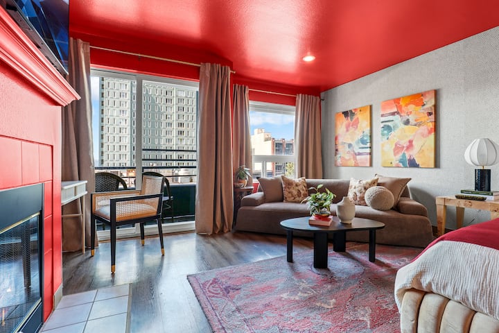 Studio Apartment Near Pike Place - Seattle, WA