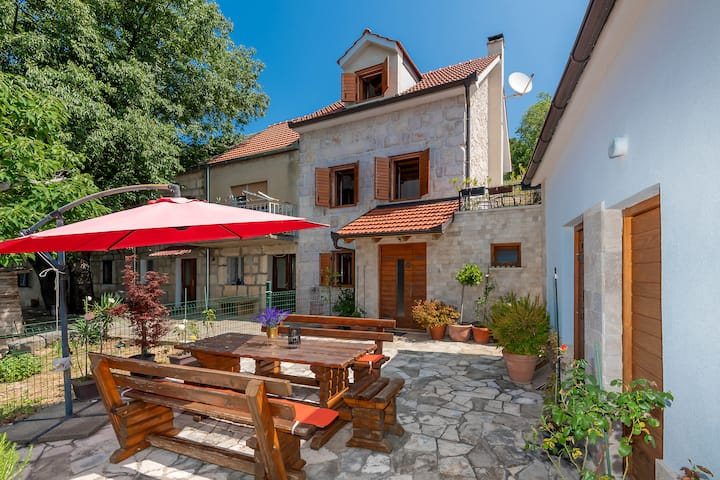 Heritage Villa From 18th Century - Imotski